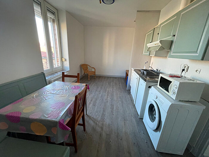 Appartement à louer - Bessé-sur-Braye - 2 pièces - 1 chambre