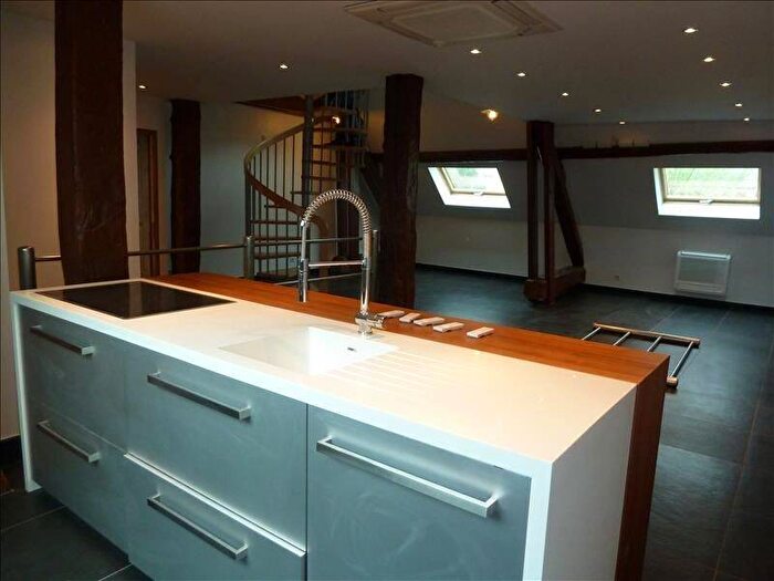 Maison à louer - Saint-Cassin - 5 pièces - 3 chambres