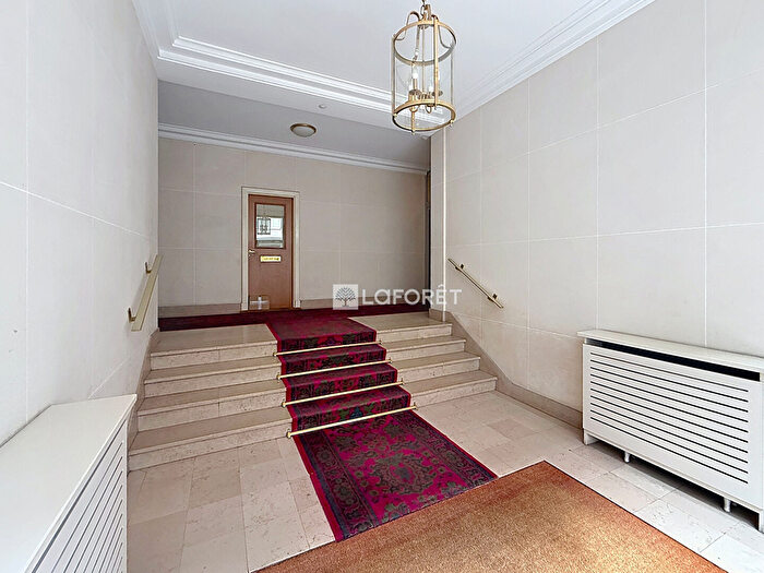 Appartement 6 pièces à vendre à Paris 16ème, Auteuil-Nord, Jasmin, Mirabeau