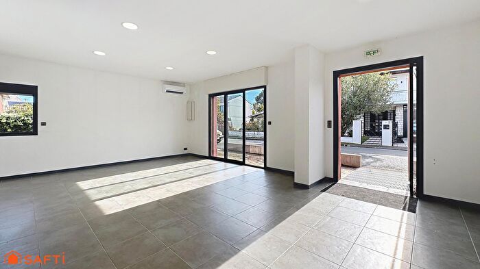 Maison à vendre - Mérignac, Arlac - 3 pièces - 2 chambres