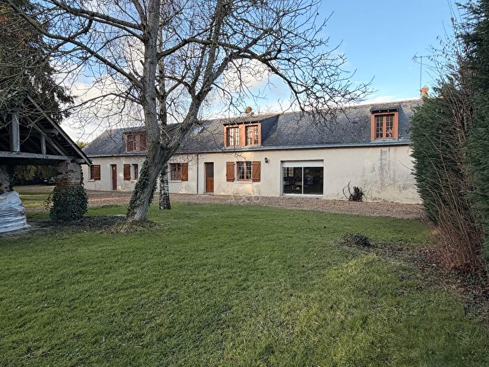 Maison à vendre - Le Lion-dAngers - 8 pièces - 4 chambres