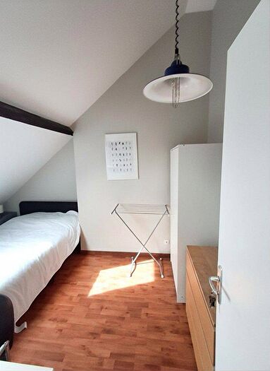 Maison 7 pièces à louer à Caulier, Lille