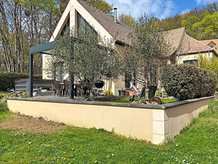 Maison à vendre - Châteaufort - 6 pièces - 3 chambres