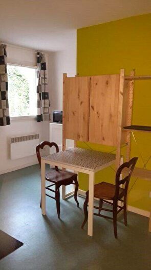 Appartement à louer - Vierge-Sud Est, Épinal - 1 pièce