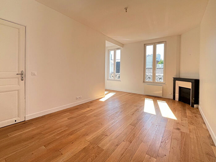 Appartement 3 pièces à Asnières-sur-Seine, Centre-ville, à vendre