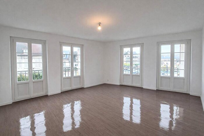 Appartement à louer - Centre, Soissons - 3 pièces - 2 chambres