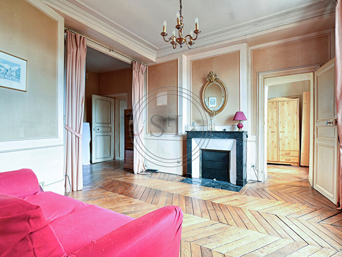 Appartement 4 pièces à Versailles, Notre Dame, à vendre