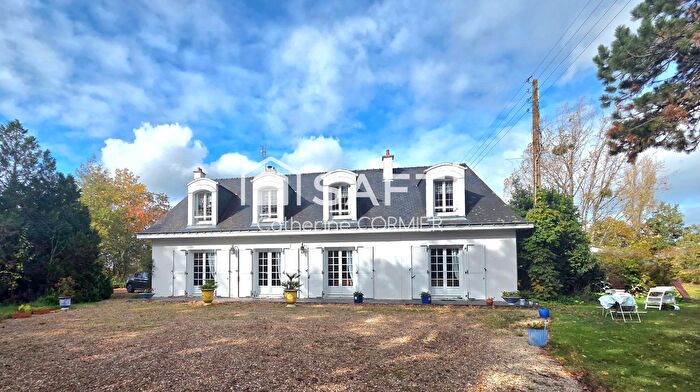 Maison à vendre - Saint-Martin-du-Fouilloux - 8 pièces - 5 chambres