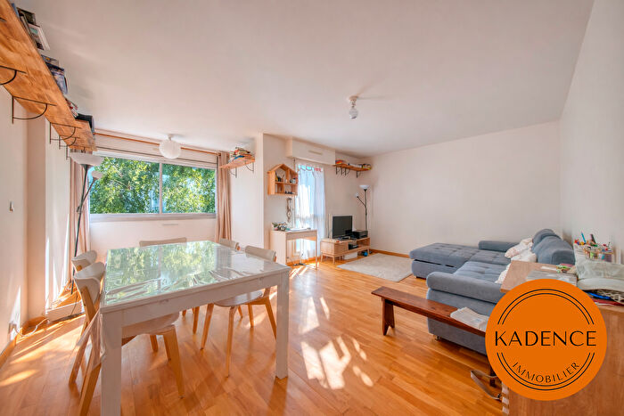 Appartement à vendre - Quartiers Nord-Est, Les Longs Champs - 4 pièces - 3 chambres