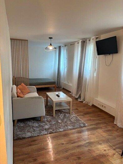 Appartement 1 pièce à Vieux Village-Missionnaires, Fontenay-le-Fleury, à louer