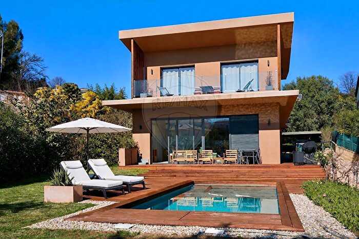 Maison à vendre - Cagnes-sur-Mer, Les Colettes - 5 pièces - 4 chambres