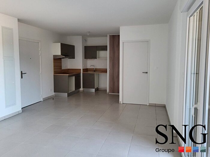 Appartement 3 pièces à louer - Peripherie, Vias