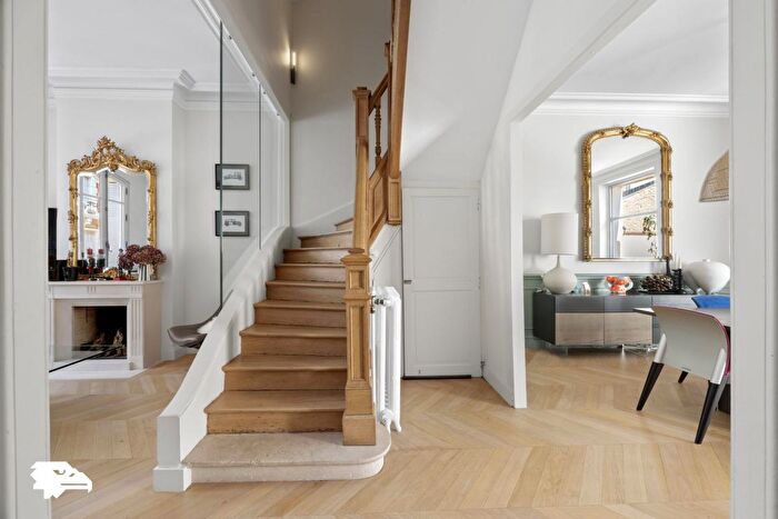 Orléans, Cathédrale, Jeanne d'Arc : Maison 7 pièces à vendre