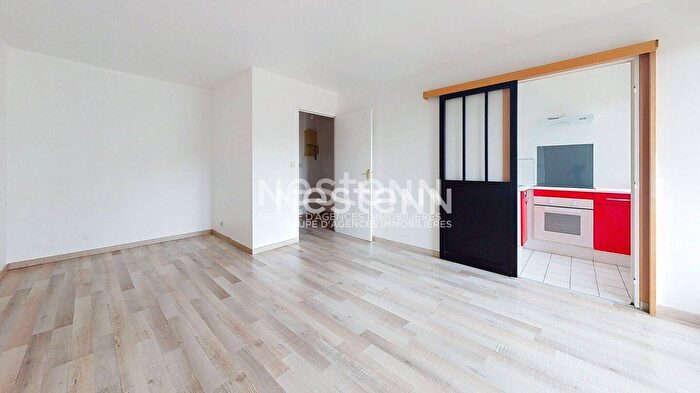 Appartement à louer - Saphir, Longjumeau - 1 pièce