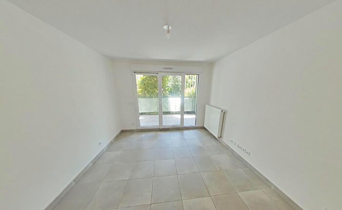 Oullins, Centre-ville - Appartement 3 pièces à louer