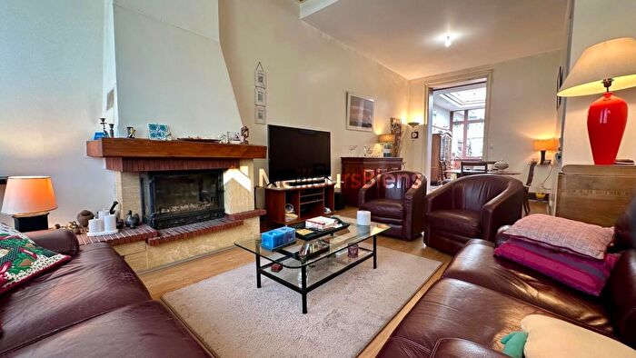 Maison à vendre - Tourcoing, Centre-ville - 6 pièces - 6 chambres