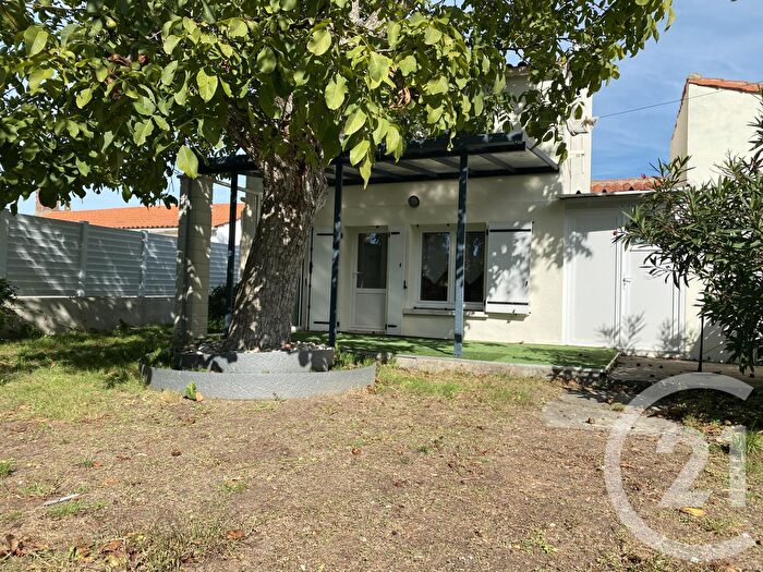 Maisons à vendre et appartements à louer - 1