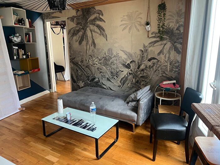 Appartement 2 pièces à Asnières-sur-Seine, Centre-ville, à vendre