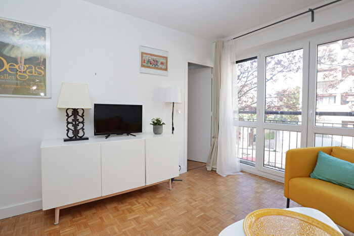 Saint-Maur-des-Fossés, Vieux-Saint-Maur : Appartement 2 pièces à vendre