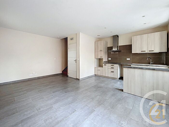 Maison à vendre - Villecresnes - 5 pièces - 3 chambres