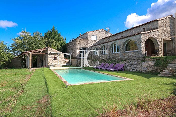 Maison à vendre - Saint-André-de-Cruzières - 5 pièces - 3 chambres