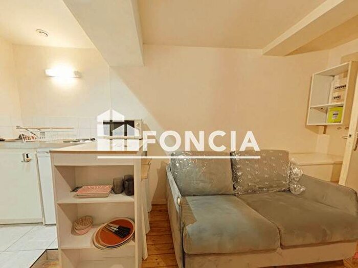 Centre Ancien, Caen : Appartement 1 pièce à louer