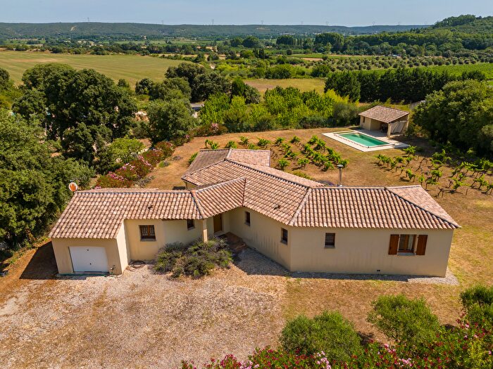 Maison à vendre - Collias - 7 pièces - 4 chambres