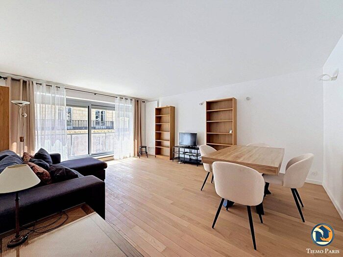 Seine et Berges, Paris 16ème arrondissement - Appartement 3 pièces à louer