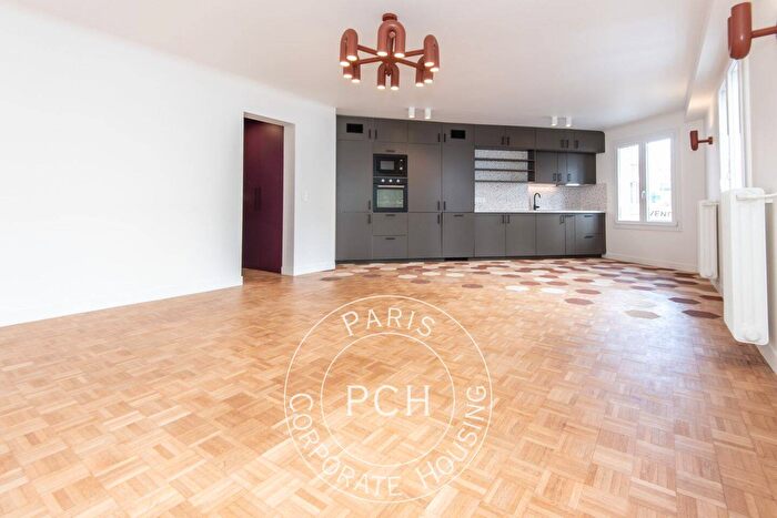 Appartement à louer - Clignancourt-Jules Joffrin, Paris ème arrondissement - 3 pièces - 2 chambres