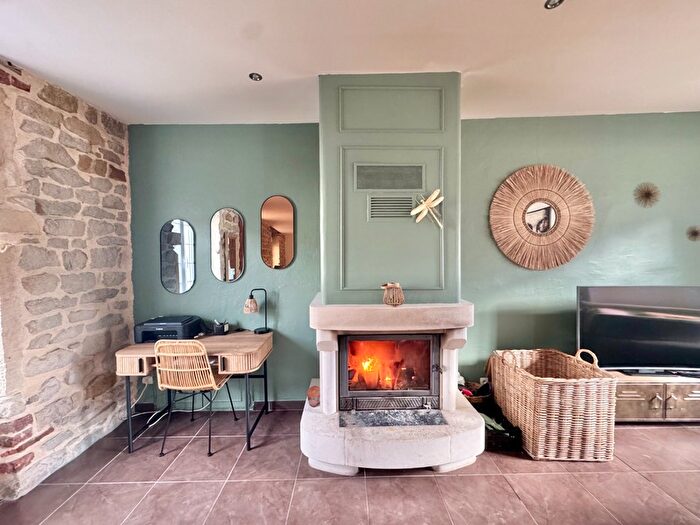 Maison à vendre - Montceau-les-Mines, Bellevue - 7 pièces - 4 chambres