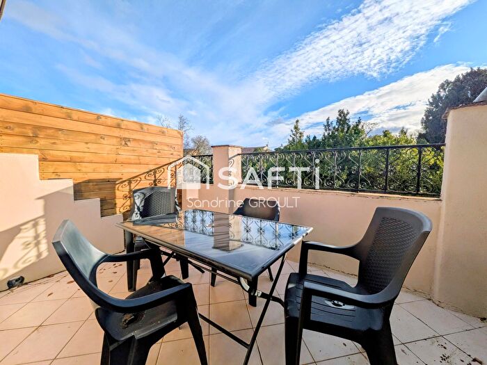 Appartement à louer - Magalas - 3 pièces - 2 chambres