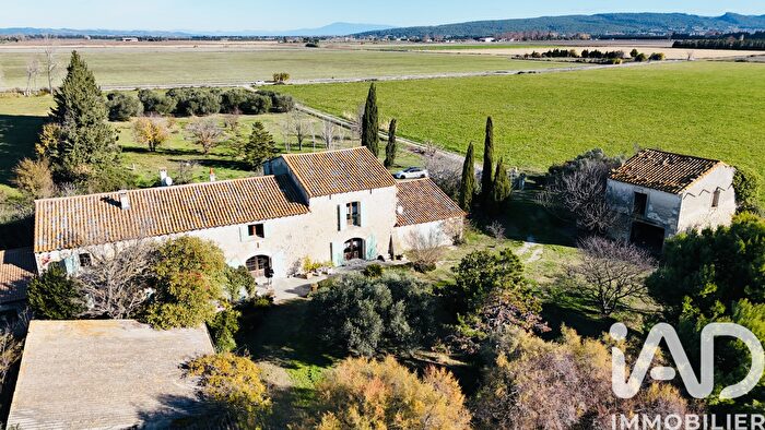 Maison à vendre - Arles, Trébon - 10 pièces - 6 chambres