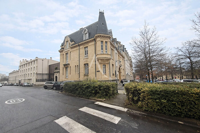 Appartement à vendre - Reims, Centre-ville - 5 pièces