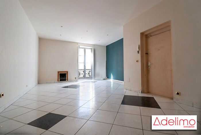 Appartement 4 pièces à vendre - Nîmes, Ecusson, Arènes
