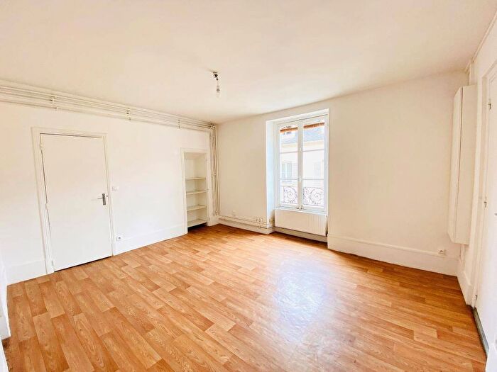 Appartement 4 pièces à louer à LAbreuvoir, Marly-le-Roi
