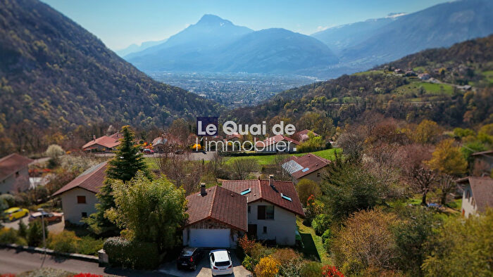 Maison à vendre - Quaix-en-Chartreuse - 6 pièces - 5 chambres