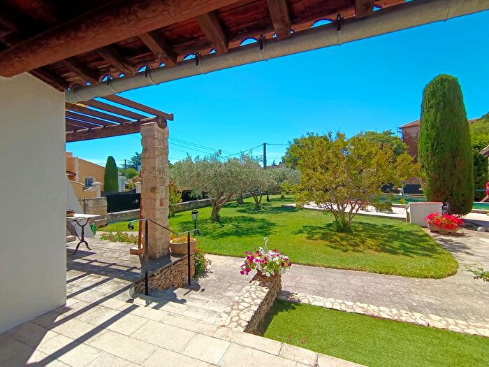 Maison à vendre - Beaucaire, Gaudon-Sizen, Chemin Marguilliers, Pointe Rouge - 6 pièces - 4 chambres