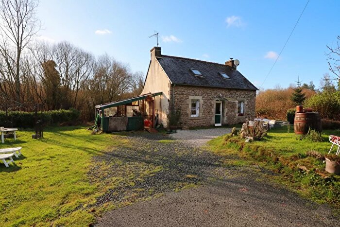 Maison à vendre - Glomel - 4 pièces - 3 chambres