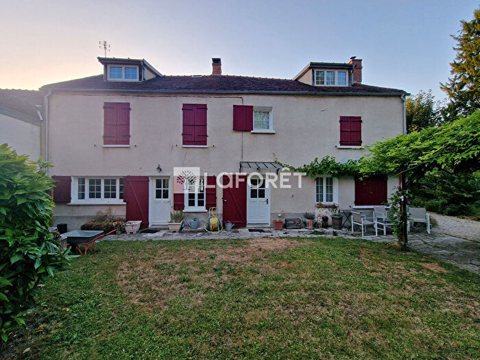Maison 8 pièces à Montarlot, à vendre