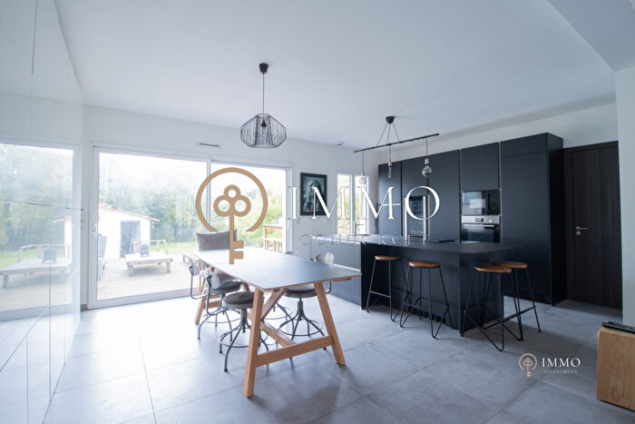 Maison à vendre - LHaÿ-les-Roses - 7 pièces - 5 chambres