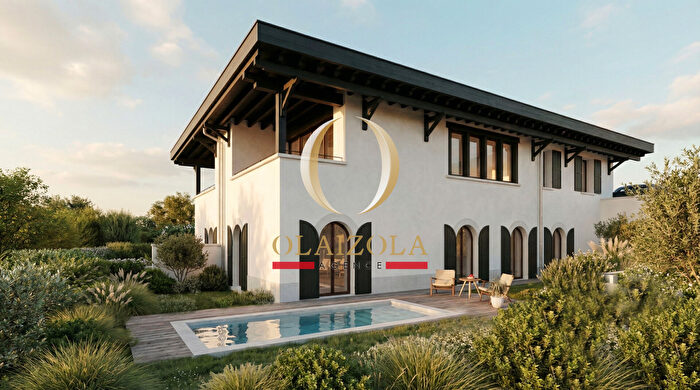 Maison 5 pièces à Saint-Jean-de-Luz, Centre-ville, à vendre