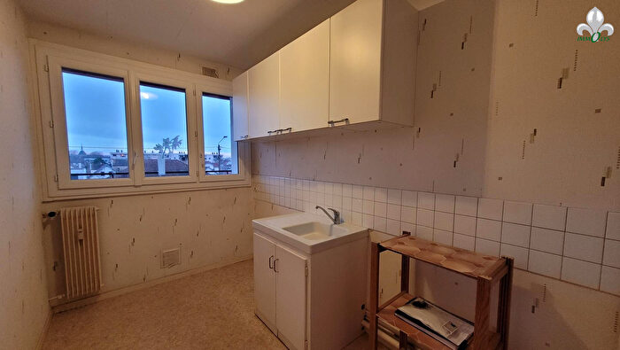 Appartement à louer - Dijon, Eiffel - 1 pièce