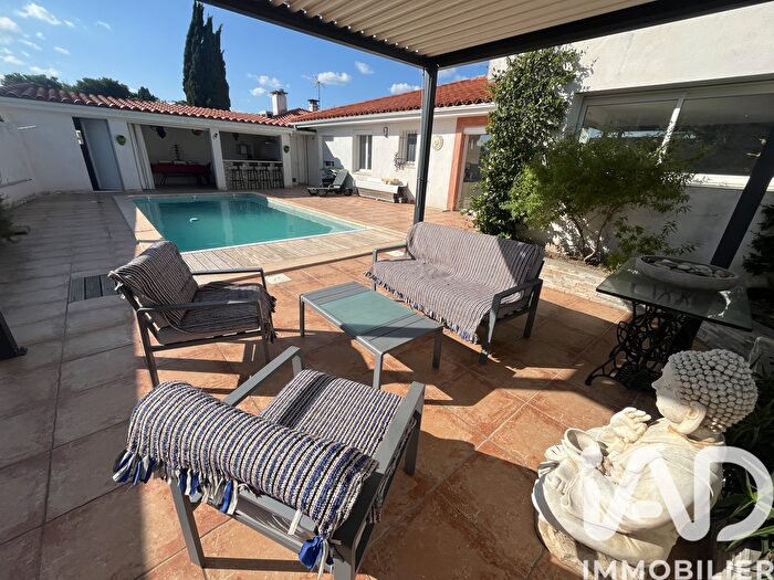 Maison à vendre - Saint-Cyprien, Village, Zone dActivité - 6 pièces - 4 chambres