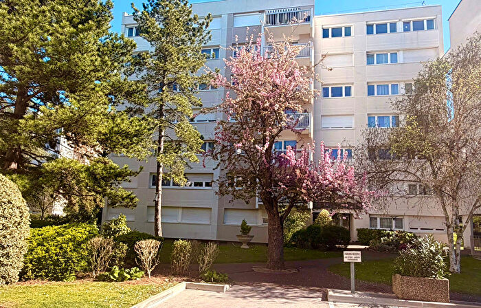 Appartement 2 pièces à louer - Chatou, Nord