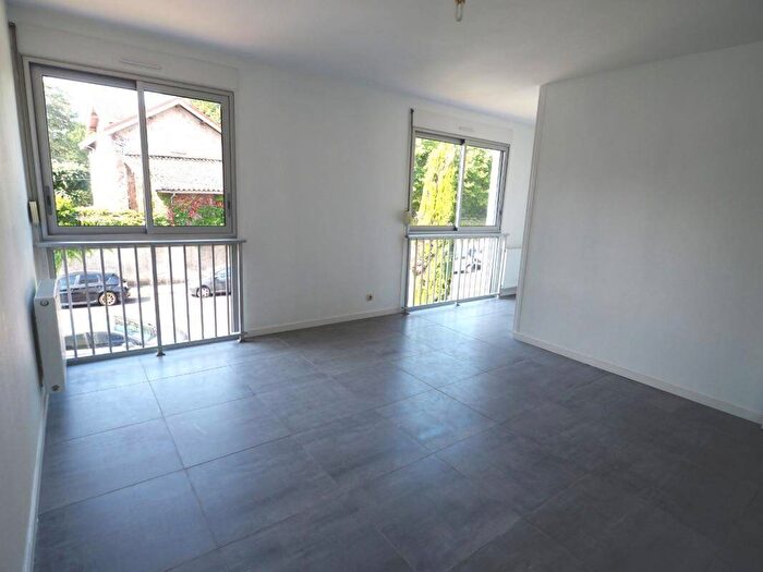 Appartement à louer - Saint Irénée, Lyon ème arrondissement - 1 pièce