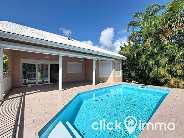 Maison à louer - Le Gosier - 5 pièces - 4 chambres