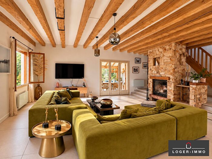 Montacher-Villegardin - Maison 9 pièces à vendre