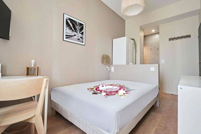 Centre Ville, Reims : Appartement 1 pièce à louer
