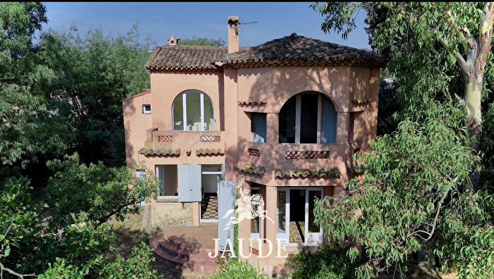 Maison à vendre - Grimaud - 6 pièces - 3 chambres