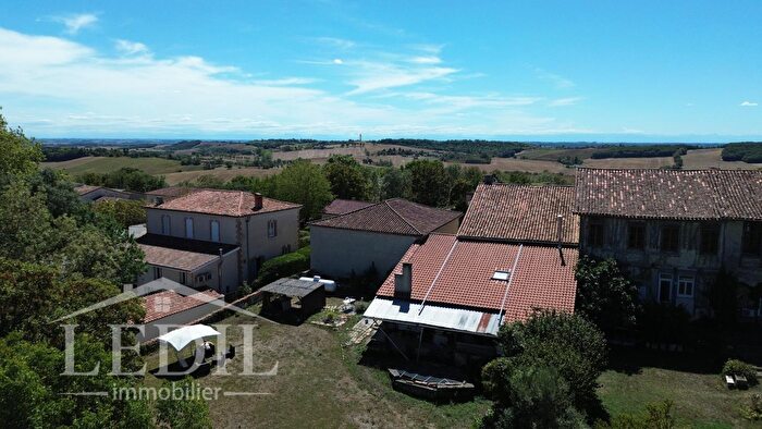 Puycasquier - Maison 8 pièces à vendre